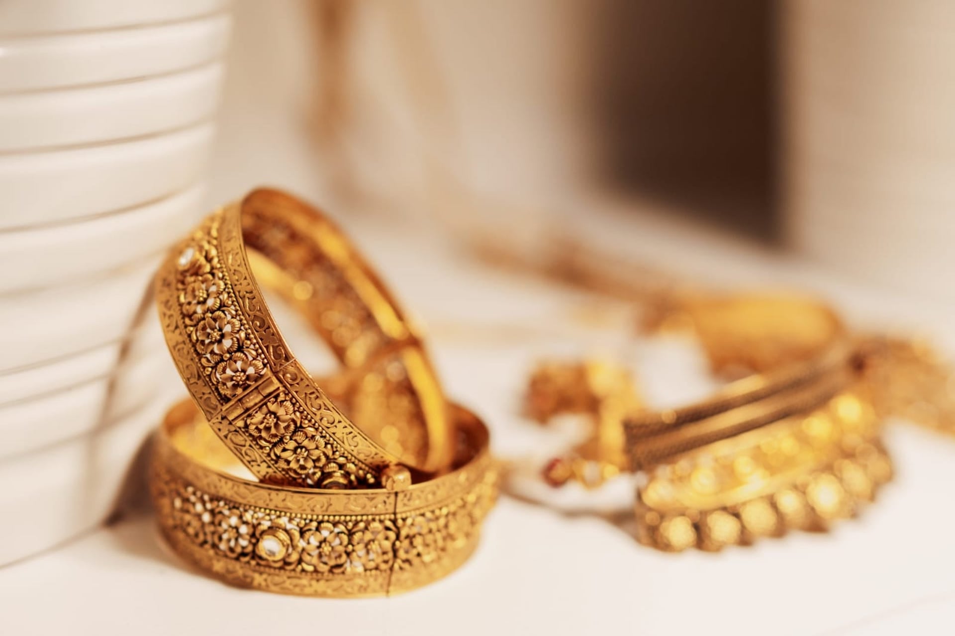 Caring For Your Gold Jewellery – Raghu Jewellers